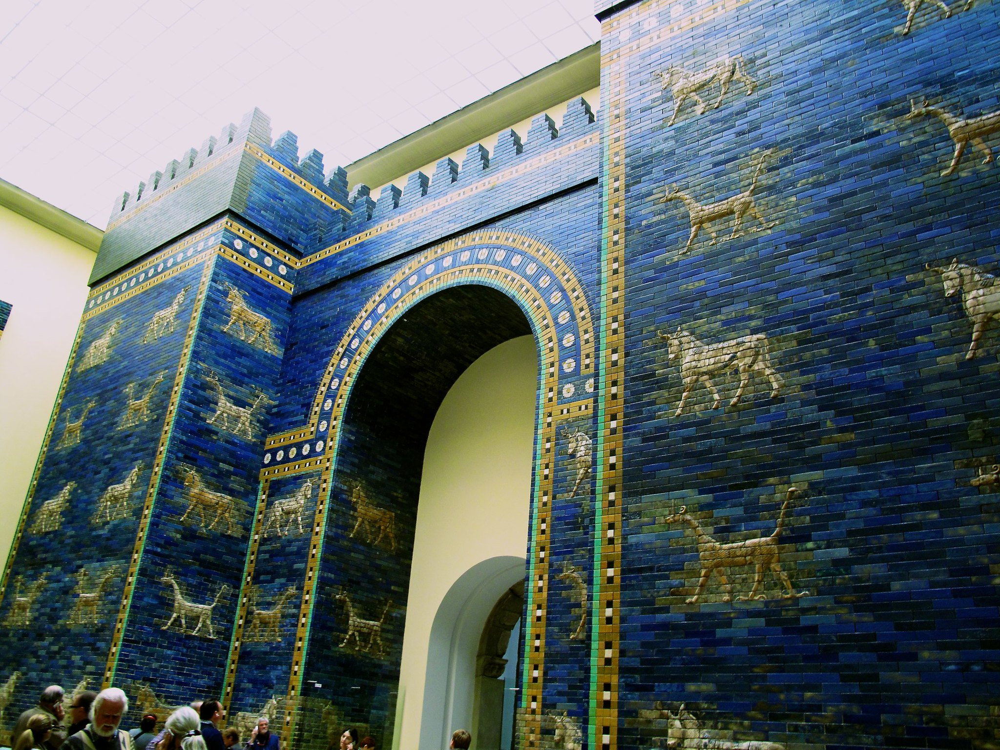Berlin: Dark History And Modern Art with Rebecca Cantrell - Books And ...