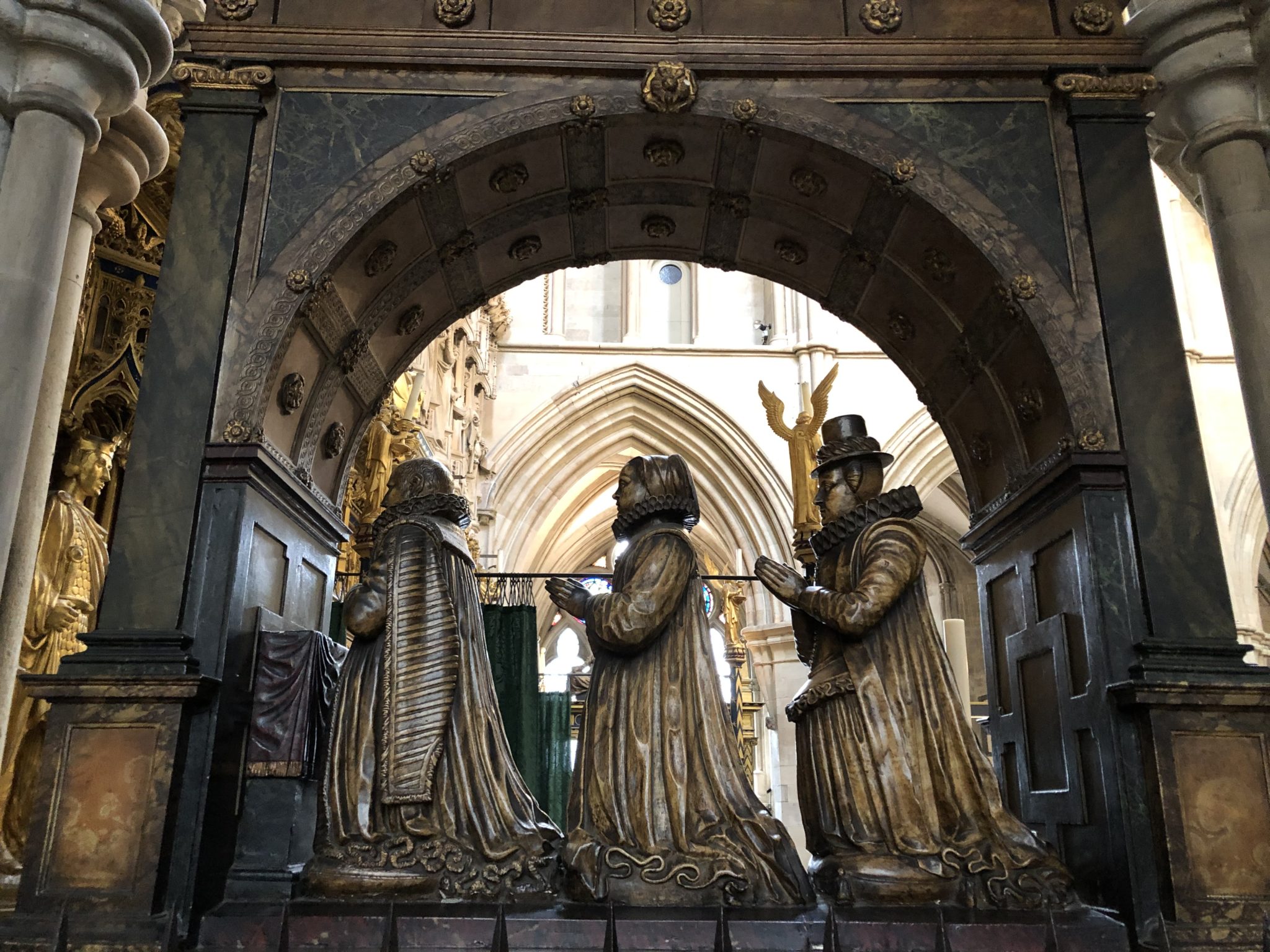 Southwark Cathedral, London - Books And Travel
