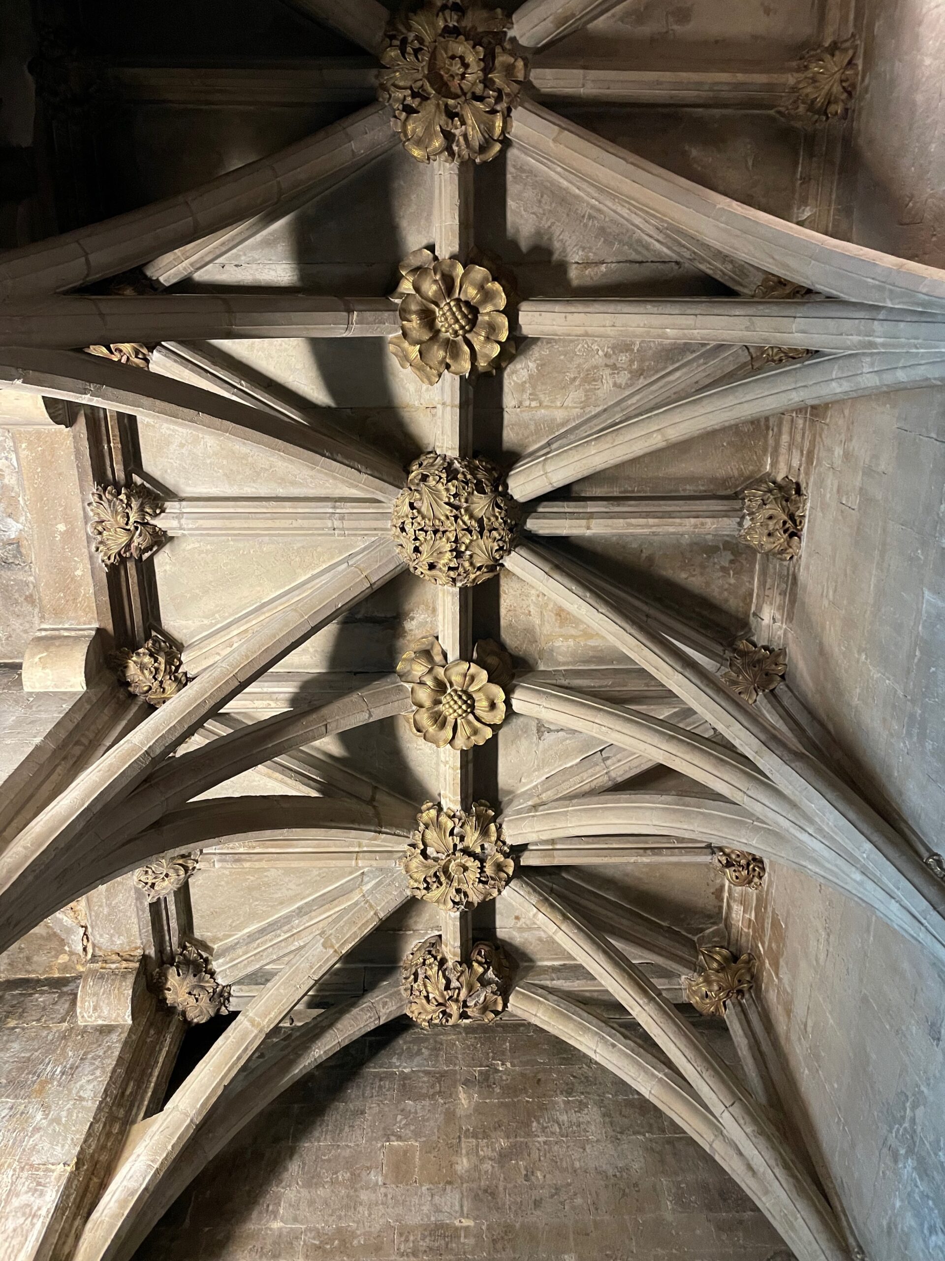 Bristol Cathedral, England - Books And Travel